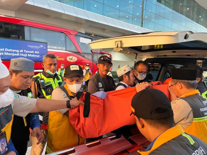 SATU JEMAAH HAJI Kalsel Wafat saat Perjalanan Pulang ke Bandara dan ...