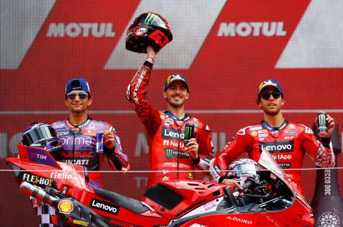 RACE MotoGP Belanda 2024: Bagnaia Dominan dan Dekati Martin, Marquez ...