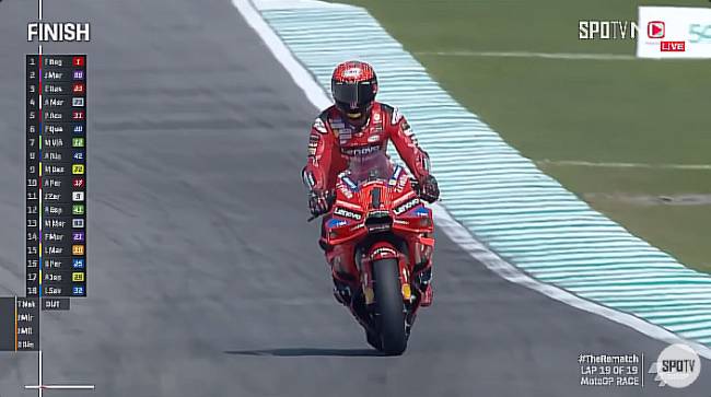 RACE MotoGP Malaysia 2024: Bagnaia Juara, Martin Kedua, Marc Crash ...